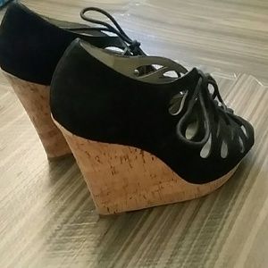 hinge | Shoes | Gently Used Nordstrom Hinge Wedges | Poshmark